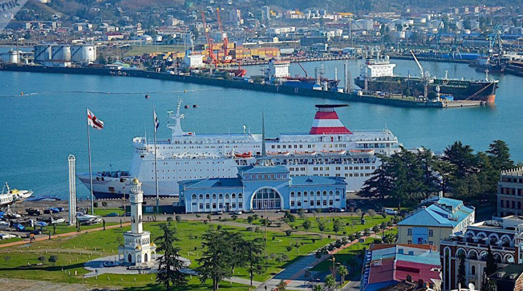 Putin’s logistics hub in Armenia continues to function - Frontline Press